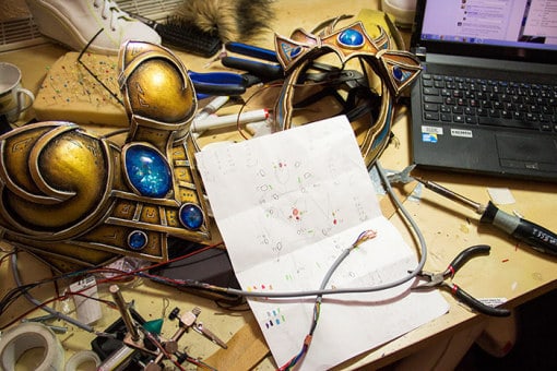 Into the Light - The Protoss Wizard - KamuiCosplay